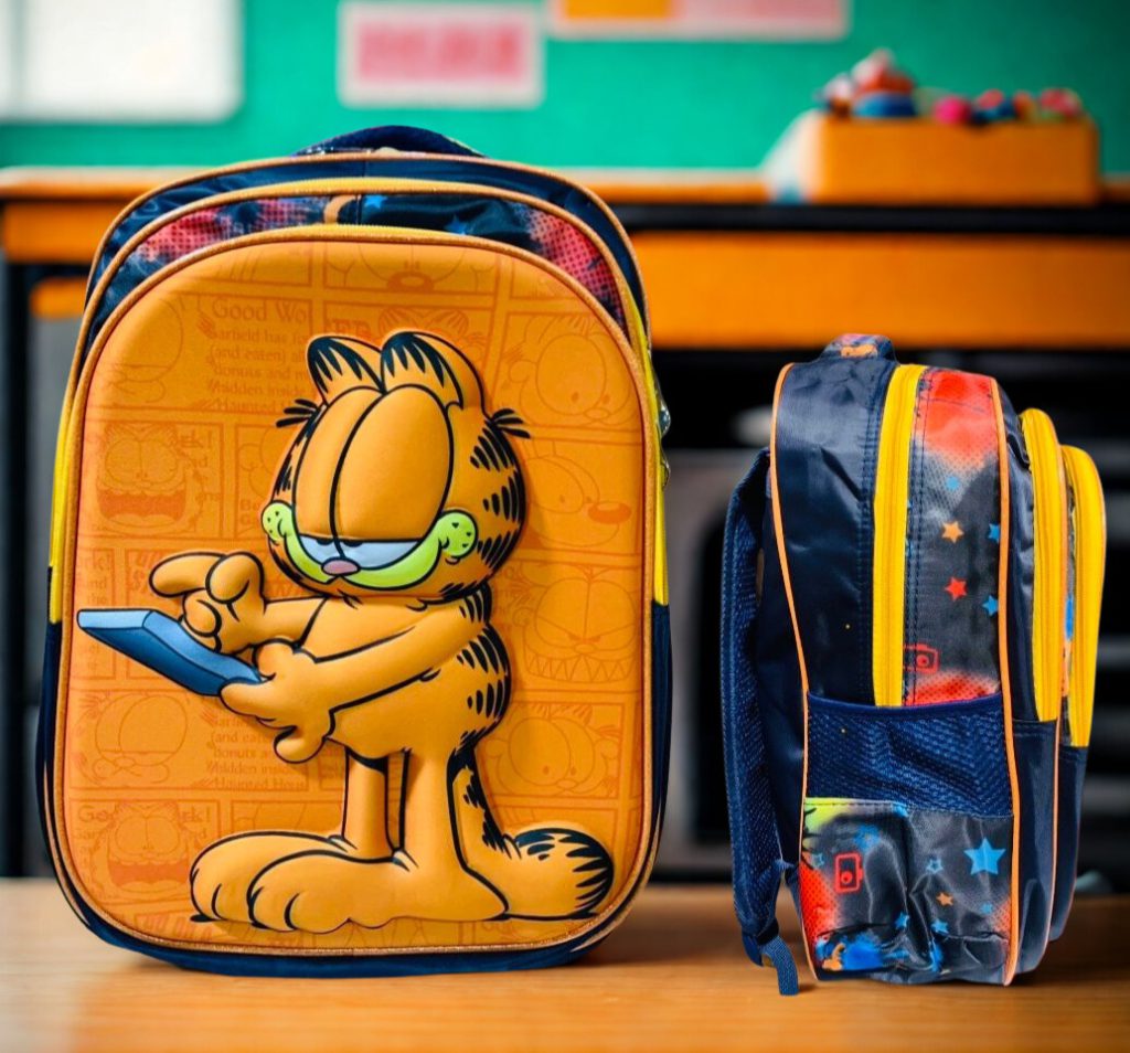 Mochila Escolar Garfield – 3 Compartimentos con Relieve - Tienda tu ...